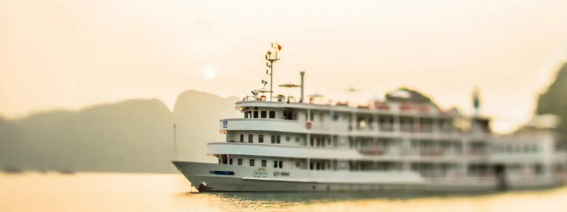 BHAYA CRUISES - Halong Bay Vietnam Cruises 2023 & 2024